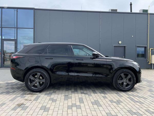 Black Land Rover Range Rover Velar 2019 in Siauliai, with an engine capacity of 2.00 L and mileage of 163 thousand km for 23800 €, photo 5 on AUTOMOTO.COM.LV
