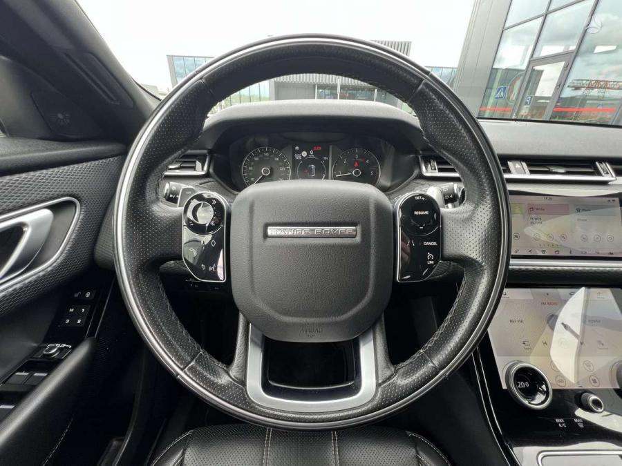 Black Land Rover Range Rover Velar 2019 in Siauliai, with an engine capacity of 2.00 L and mileage of 163 thousand km for 23800 €, photo 19 on AUTOMOTO.COM.LV