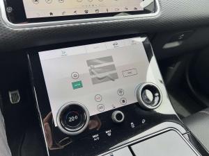 Black Land Rover Range Rover Velar 2019 in Siauliai, with an engine capacity of 2.00 L and mileage of 163 thousand km for 23800 €, photo 25 on AUTOMOTO.COM.LV