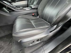 Black Land Rover Range Rover Velar 2019 in Siauliai, with an engine capacity of 2.00 L and mileage of 163 thousand km for 23800 €, photo 29 on AUTOMOTO.COM.LV
