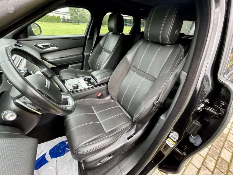 Black Land Rover Range Rover Velar 2019 in Taurage, with an engine capacity of 2.00 L and mileage of 140 thousand km for 21900 €, photo 13 on AUTOMOTO.COM.LV
