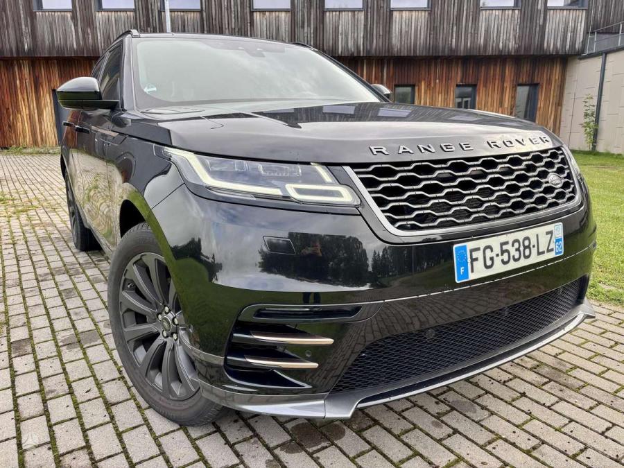 Black Land Rover Range Rover Velar 2019 in Taurage, with an engine capacity of 2.00 L and mileage of 140 thousand km for 21900 €, photo 34 on AUTOMOTO.COM.LV