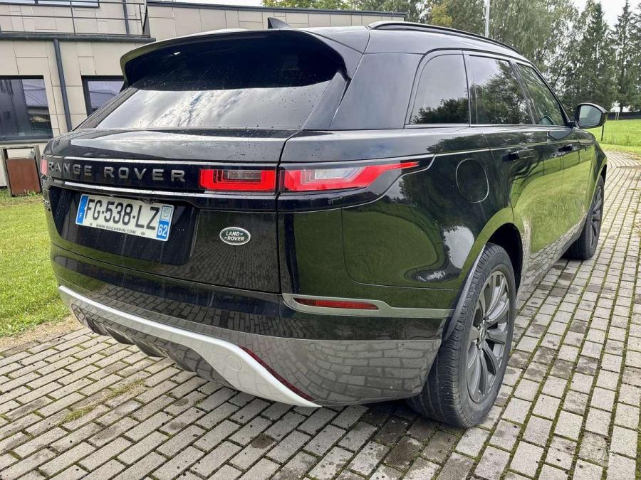 Black Land Rover Range Rover Velar 2019 in Taurage, with an engine capacity of 2.00 L and mileage of 140 thousand km for 21900 €, photo 36 on AUTOMOTO.COM.LV