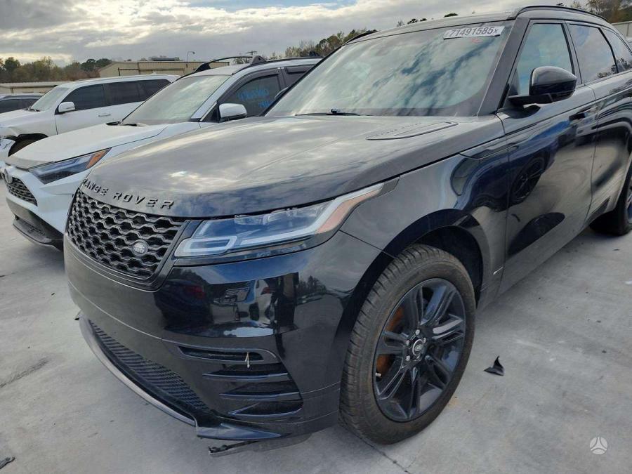 Black Land Rover Range Rover Velar 2020 in Vilnius, with an engine capacity of 2.00 L and mileage of 115 thousand km for 18500 €, photo 1 on AUTOMOTO.COM.LV