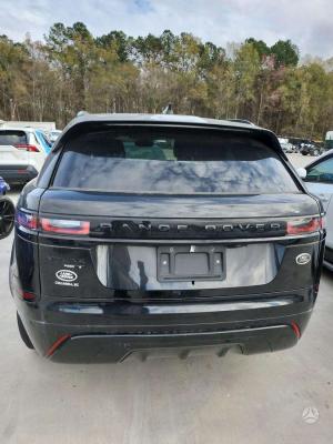 Black Land Rover Range Rover Velar 2020 in Vilnius, with an engine capacity of 2.00 L and mileage of 115 thousand km for 18500 €, photo 11 on AUTOMOTO.COM.LV