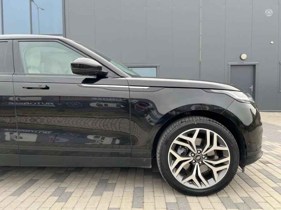 Melns Land Rover Range Rover Velar 2020 Šauļi, ar dzinēja tilpumu 2.99 L un nobraukumu 172 tūkst. km par 35500 €, foto 7 vietnē AUTOMOTO.COM.LV