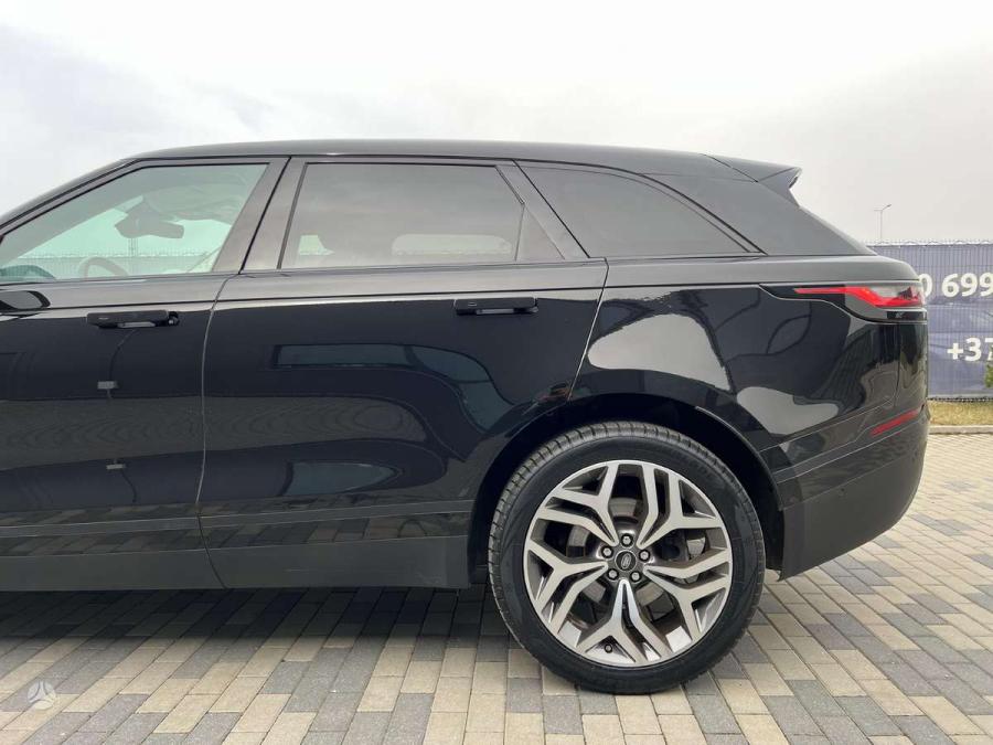 Melns Land Rover Range Rover Velar 2020 Šauļi, ar dzinēja tilpumu 2.99 L un nobraukumu 172 tūkst. km par 35500 €, foto 9 vietnē AUTOMOTO.COM.LV