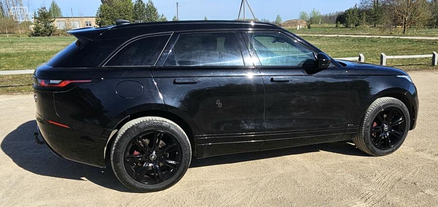Melns Land Rover Range Rover Velar 2020 Viļņa, ar dzinēja tilpumu 2.00 L un nobraukumu 157 tūkst. km par 21300 €, foto 10 vietnē AUTOMOTO.COM.LV