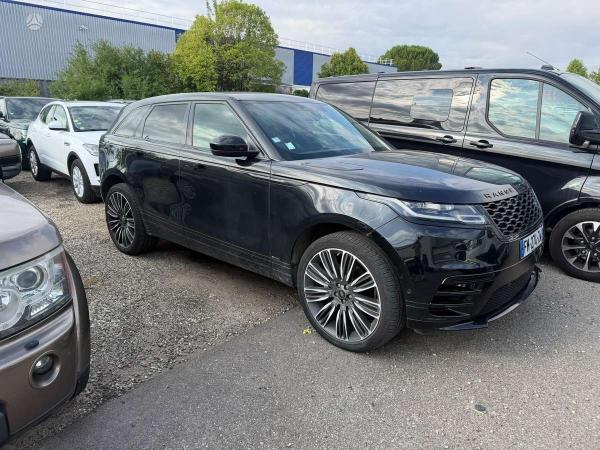 Melns Land Rover Range Rover Velar 2020 Tauragė, ar dzinēja tilpumu 2.00 L un nobraukumu 115 tūkst. km par 20200 €, foto  vietnē AUTOMOTO.COM.LV