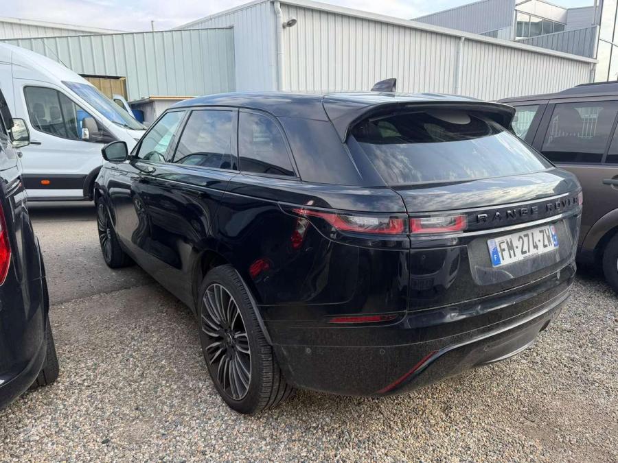 Melns Land Rover Range Rover Velar 2020 Tauragė, ar dzinēja tilpumu 2.00 L un nobraukumu 115 tūkst. km par 20200 €, foto 4 vietnē AUTOMOTO.COM.LV