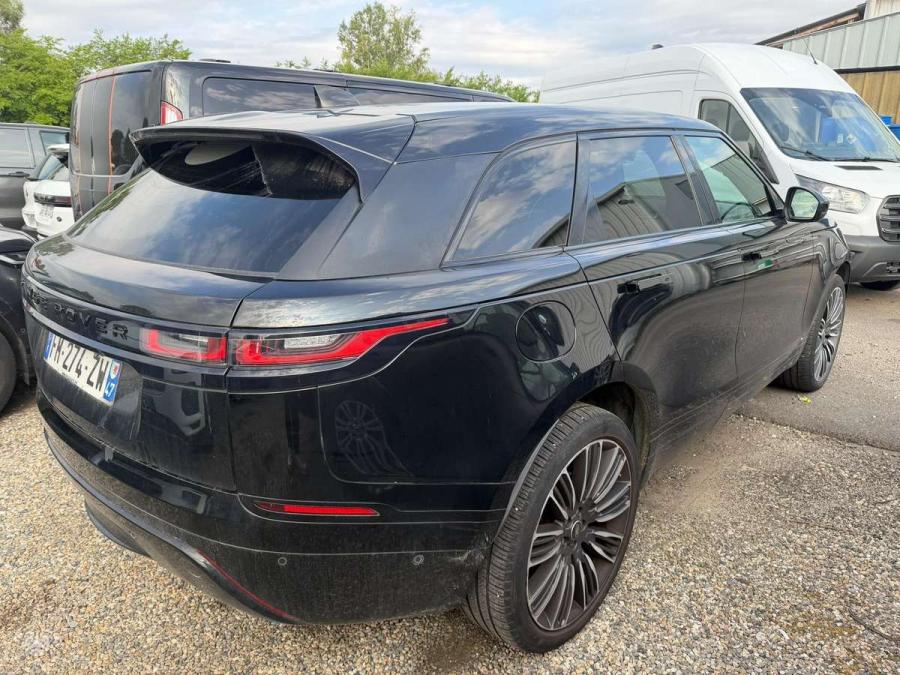 Melns Land Rover Range Rover Velar 2020 Tauragė, ar dzinēja tilpumu 2.00 L un nobraukumu 115 tūkst. km par 20200 €, foto 5 vietnē AUTOMOTO.COM.LV