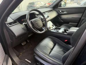 Melns Land Rover Range Rover Velar 2020 Tauragė, ar dzinēja tilpumu 2.00 L un nobraukumu 115 tūkst. km par 20200 €, foto 6 vietnē AUTOMOTO.COM.LV