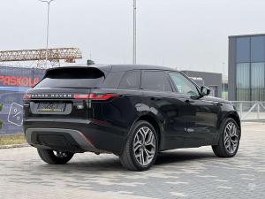 Black Land Rover Range Rover Velar 2020 in Siauliai, with an engine capacity of 2.99 L and mileage of 173 thousand km for 33500 €, photo 8 on AUTOMOTO.COM.LV