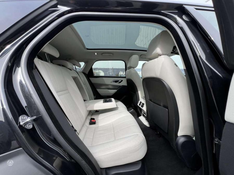 Black Land Rover Range Rover Velar 2020 in Siauliai, with an engine capacity of 2.99 L and mileage of 173 thousand km for 33500 €, photo 27 on AUTOMOTO.COM.LV
