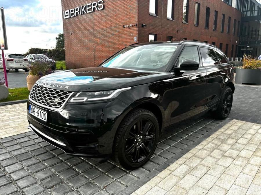 Black Land Rover Range Rover Velar 2020 in Riga, with an engine capacity of 2.00 L and mileage of 120 thousand km for 21200 €, photo 5 on AUTOMOTO.COM.LV