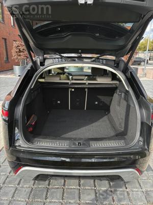 Black Land Rover Range Rover Velar 2020 in Riga, with an engine capacity of 2.00 L and mileage of 120 thousand km for 21200 €, photo 9 on AUTOMOTO.COM.LV