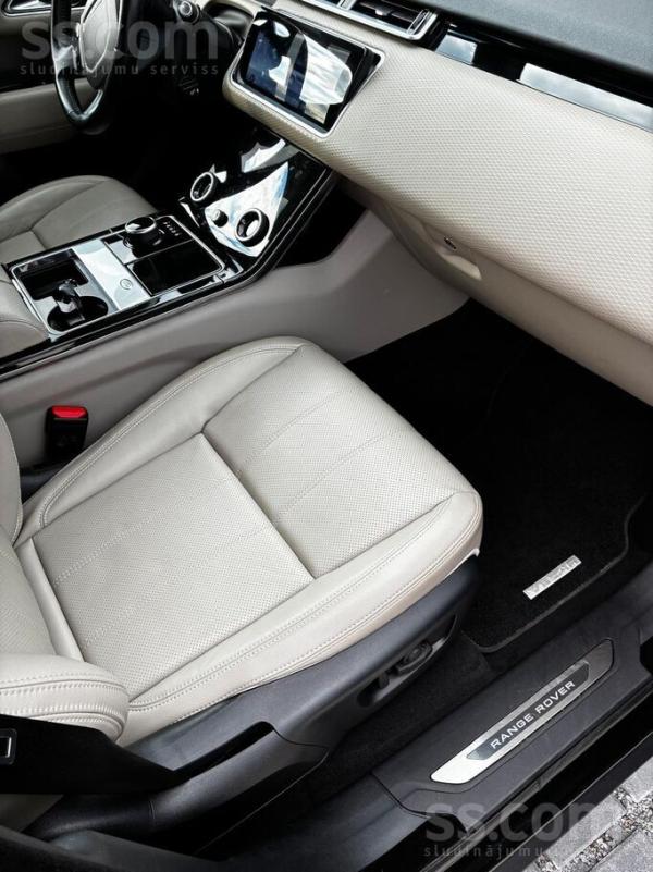 Black Land Rover Range Rover Velar 2020 in Riga, with an engine capacity of 2.00 L and mileage of 120 thousand km for 21200 €, photo 11 on AUTOMOTO.COM.LV