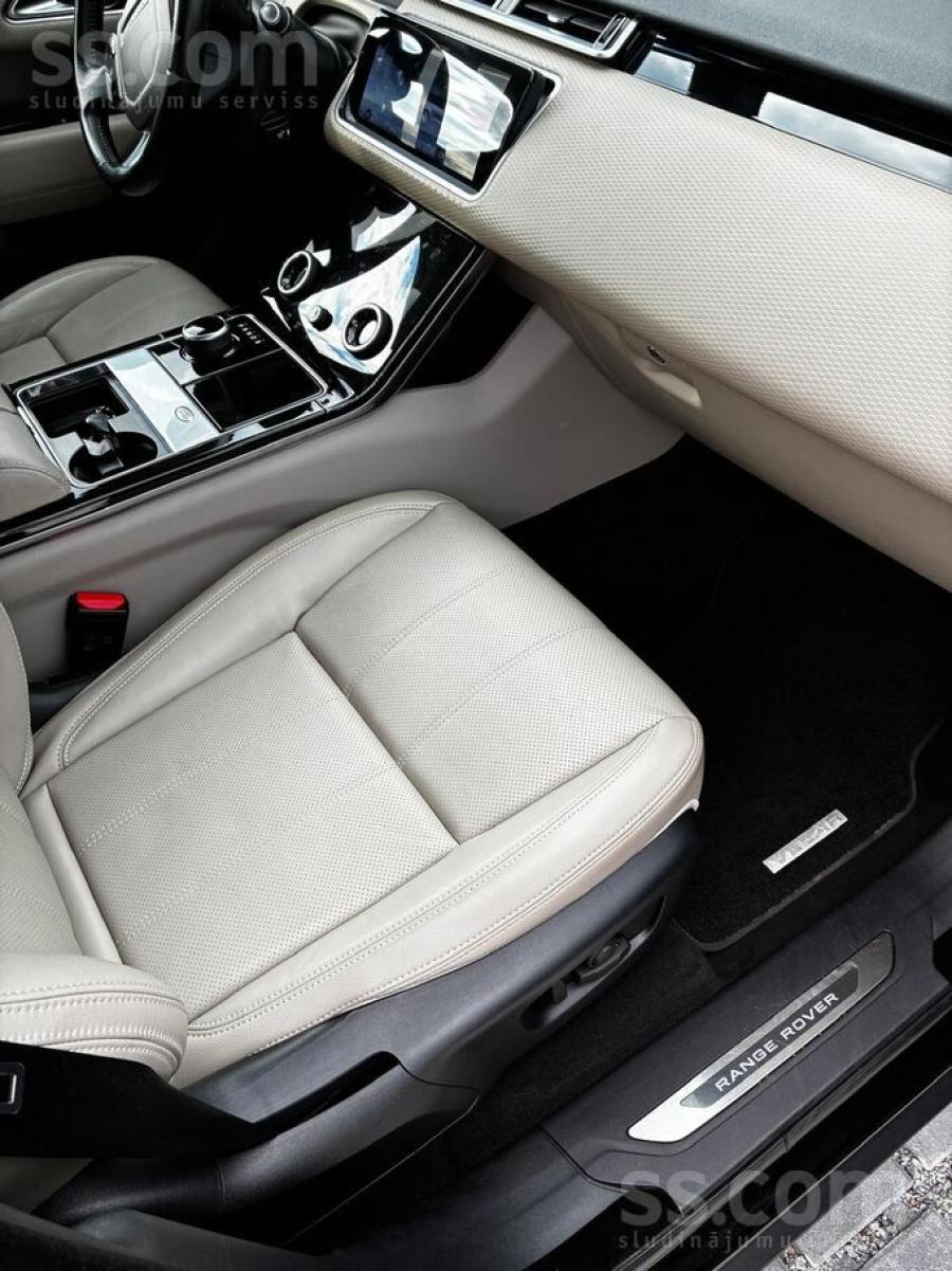 Black Land Rover Range Rover Velar 2020 in Riga, with an engine capacity of 2.00 L and mileage of 120 thousand km for 21200 €, photo 11 on AUTOMOTO.COM.LV