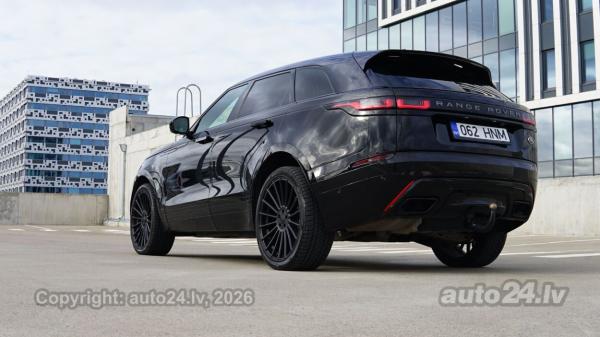 Melns Land Rover Range Rover Velar 2021 Tallina, ar dzinēja tilpumu 2.00 L un nobraukumu 145 tūkst. km par 35900 €, foto 7 vietnē AUTOMOTO.COM.LV