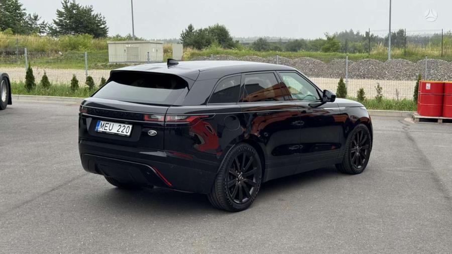 Black Land Rover Range Rover Velar 2021 in Vilnius, with an engine capacity of 3.00 L and mileage of 94 thousand km for 38000 €, photo 13 on AUTOMOTO.COM.LV
