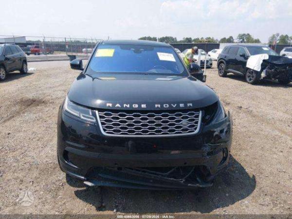 Land Rover Range Rover Velar 2021 Klaipėda vietnē Melns Land Rover Range Rover Velar 2021 Klaipėda, ar dzinēja tilpumu 2.00 L un nobraukumu 121 tūkst. km par 8100 €, foto 1 vietnē AUTOMOTO.COM.LV