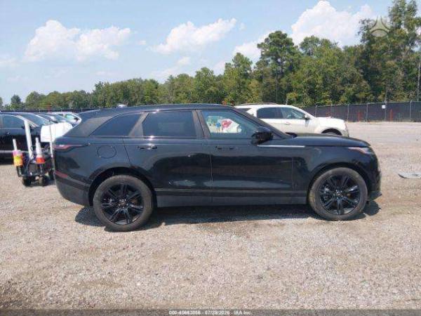 Land Rover Range Rover Velar 2021 Klaipėda vietnē Melns Land Rover Range Rover Velar 2021 Klaipėda, ar dzinēja tilpumu 2.00 L un nobraukumu 121 tūkst. km par 8100 €, foto 8 vietnē AUTOMOTO.COM.LV