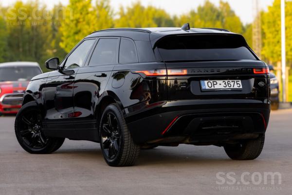 Melns Land Rover Range Rover Velar 2022 Jelgava, ar dzinēja tilpumu 2.00 L un nobraukumu 0 tūkst. km par 27500 €, foto 4 vietnē AUTOMOTO.COM.LV