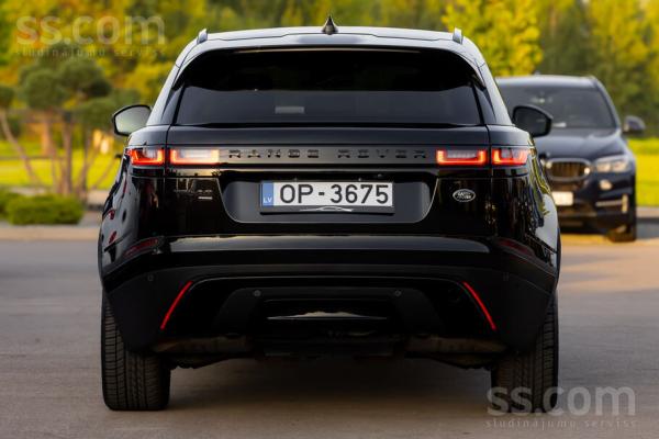 Melns Land Rover Range Rover Velar 2022 Jelgava, ar dzinēja tilpumu 2.00 L un nobraukumu 0 tūkst. km par 27500 €, foto 5 vietnē AUTOMOTO.COM.LV