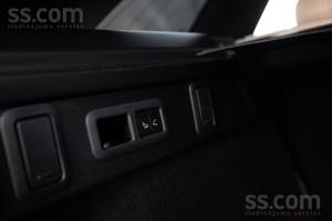 Melns Land Rover Range Rover Velar 2022 Jelgava, ar dzinēja tilpumu 2.00 L un nobraukumu 0 tūkst. km par 27500 €, foto 17 vietnē AUTOMOTO.COM.LV