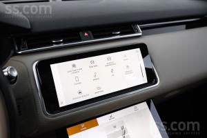 Melns Land Rover Range Rover Velar 2022 Jelgava, ar dzinēja tilpumu 2.00 L un nobraukumu 0 tūkst. km par 27500 €, foto 30 vietnē AUTOMOTO.COM.LV