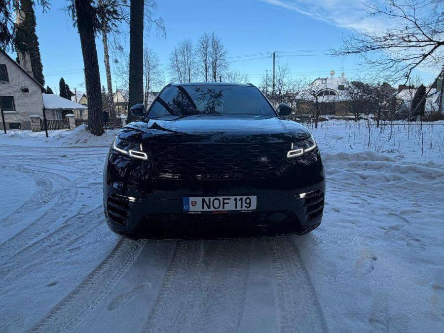 Melns Land Rover Range Rover Velar 2023 Viļņa, ar dzinēja tilpumu 3.00 L un nobraukumu 10 tūkst. km par 49950 €, foto 4 vietnē AUTOMOTO.COM.LV