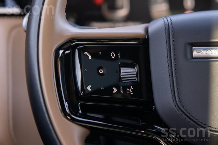 Melns Land Rover Range Rover Velar 2023 Rīga, ar dzinēja tilpumu 3.00 L un nobraukumu 44 tūkst. km par 56900 €, foto 7 vietnē AUTOMOTO.COM.LV