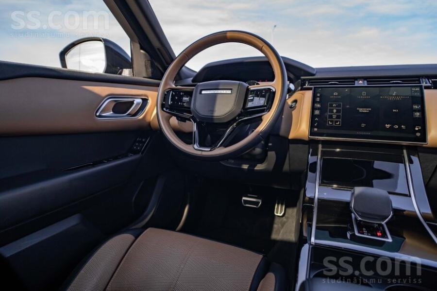 Melns Land Rover Range Rover Velar 2023 Rīga, ar dzinēja tilpumu 3.00 L un nobraukumu 44 tūkst. km par 56900 €, foto 14 vietnē AUTOMOTO.COM.LV