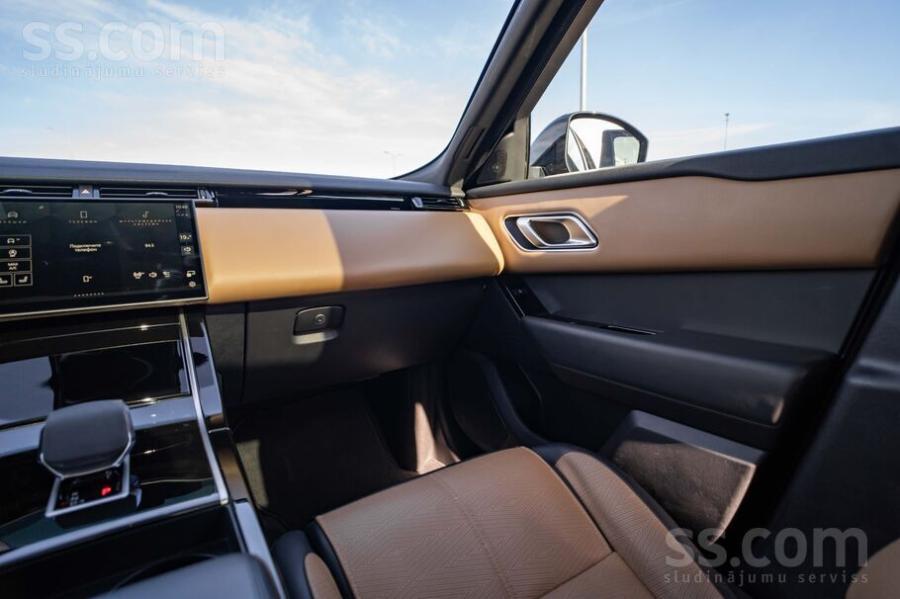 Melns Land Rover Range Rover Velar 2023 Rīga, ar dzinēja tilpumu 3.00 L un nobraukumu 44 tūkst. km par 56900 €, foto 15 vietnē AUTOMOTO.COM.LV