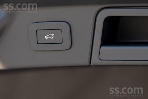 Melns Land Rover Range Rover Velar 2023 Rīga, ar dzinēja tilpumu 3.00 L un nobraukumu 44 tūkst. km par 56900 €, foto 20 vietnē AUTOMOTO.COM.LV