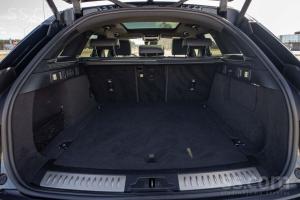 Melns Land Rover Range Rover Velar 2023 Rīga, ar dzinēja tilpumu 3.00 L un nobraukumu 44 tūkst. km par 56900 €, foto 26 vietnē AUTOMOTO.COM.LV