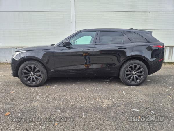 Land Rover Range Rover Velar 2018 in Parnu on AUTOMOTO.COM.LV Black Land Rover Range Rover Velar 2018 in Parnu, with an engine capacity of 2.00 L and mileage of 112 thousand km for 27500 €, photo 7 on AUTOMOTO.COM.LV