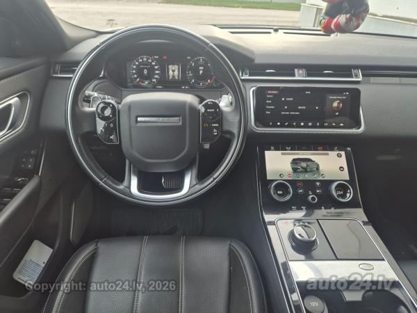 Land Rover Range Rover Velar 2018 in Parnu on AUTOMOTO.COM.LV Black Land Rover Range Rover Velar 2018 in Parnu, with an engine capacity of 2.00 L and mileage of 112 thousand km for 27500 €, photo 9 on AUTOMOTO.COM.LV