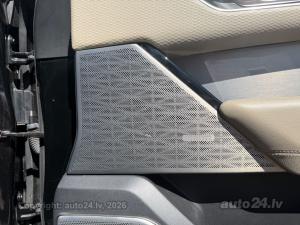 Melns Land Rover Range Rover Velar 2019 Tallina, ar dzinēja tilpumu 2.00 L un nobraukumu 132 tūkst. km par 23990 €, foto 9 vietnē AUTOMOTO.COM.LV
