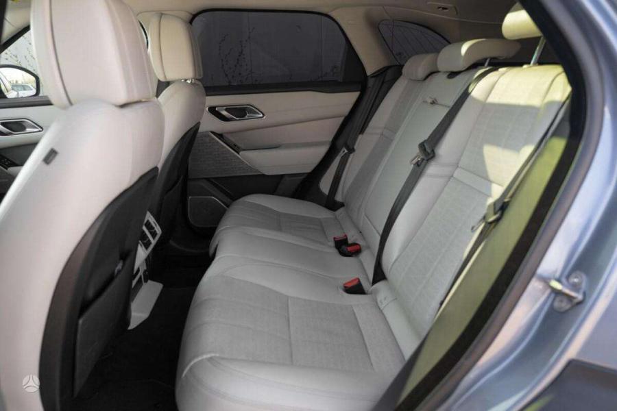 Blue Land Rover Range Rover Velar 2017 in Vilnius, with an engine capacity of 3.00 L and mileage of 172 thousand km for 23600 €, photo 14 on AUTOMOTO.COM.LV