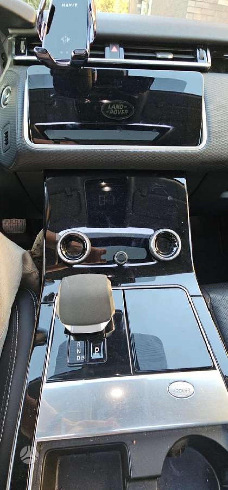 Zils Land Rover Range Rover Velar 2022 Panevēža, ar dzinēja tilpumu 2.00 L un nobraukumu 69 tūkst. km par 40900 €, foto 15 vietnē AUTOMOTO.COM.LV