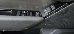 Zils Land Rover Range Rover Velar 2022 Panevēža, ar dzinēja tilpumu 2.00 L un nobraukumu 69 tūkst. km par 40900 €, foto 18 vietnē AUTOMOTO.COM.LV