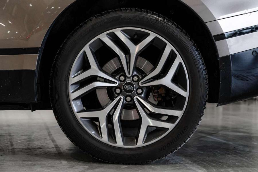Brūns Land Rover Range Rover Velar 2017 Viļņa, ar dzinēja tilpumu 2.99 L un nobraukumu 183 tūkst. km par 29990 €, foto 18 vietnē AUTOMOTO.COM.LV