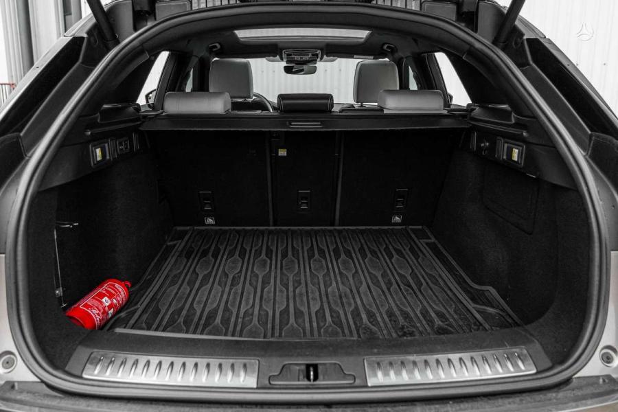 Brūns Land Rover Range Rover Velar 2017 Viļņa, ar dzinēja tilpumu 2.99 L un nobraukumu 183 tūkst. km par 29990 €, foto 42 vietnē AUTOMOTO.COM.LV