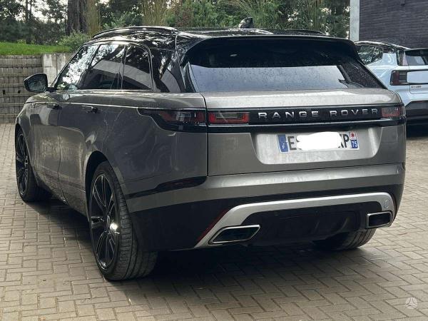 Brown Land Rover Range Rover Velar 2017 in Vilnius, with an engine capacity of 2.99 L and mileage of 167 thousand km for 22350 €, photo 8 on AUTOMOTO.COM.LV