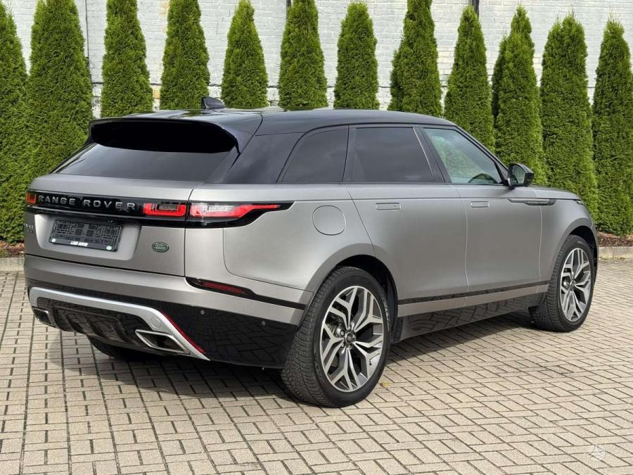 Brown Land Rover Range Rover Velar 2017 in Siauliai, with an engine capacity of 3.00 L and mileage of 156 thousand km for 23990 €, photo 4 on AUTOMOTO.COM.LV