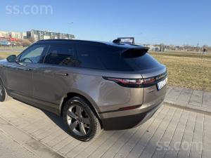 Brown Land Rover Range Rover Velar 2018 in Riga, with an engine capacity of 2.00 L and mileage of 63 thousand km for 28000 €, photo 6 on AUTOMOTO.COM.LV