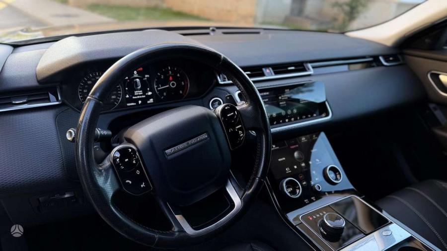 Brūns Land Rover Range Rover Velar 2018 Viļņa, ar dzinēja tilpumu 2.00 L un nobraukumu 150 tūkst. km par 21500 €, foto 13 vietnē AUTOMOTO.COM.LV