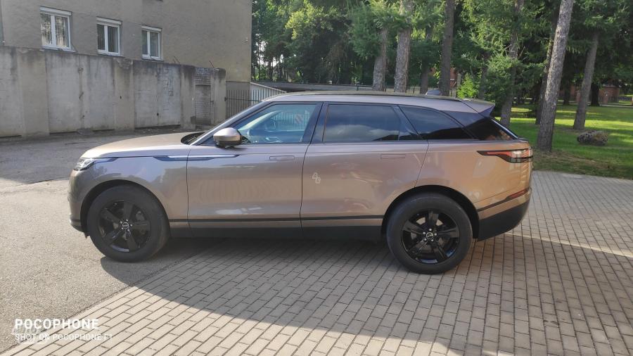 Brown Land Rover Range Rover Velar 2018 in Kaunas, with an engine capacity of 2.00 L and mileage of 153 thousand km for 22000 €, photo 7 on AUTOMOTO.COM.LV