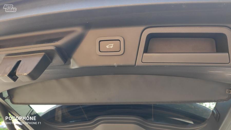 Brown Land Rover Range Rover Velar 2018 in Kaunas, with an engine capacity of 2.00 L and mileage of 153 thousand km for 22000 €, photo 15 on AUTOMOTO.COM.LV